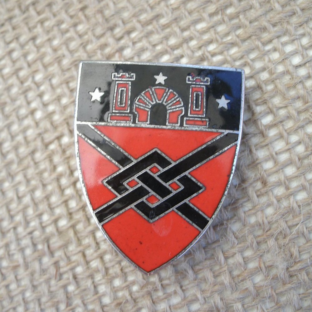 Vintage West Point Shield Tack Pin - Gem
